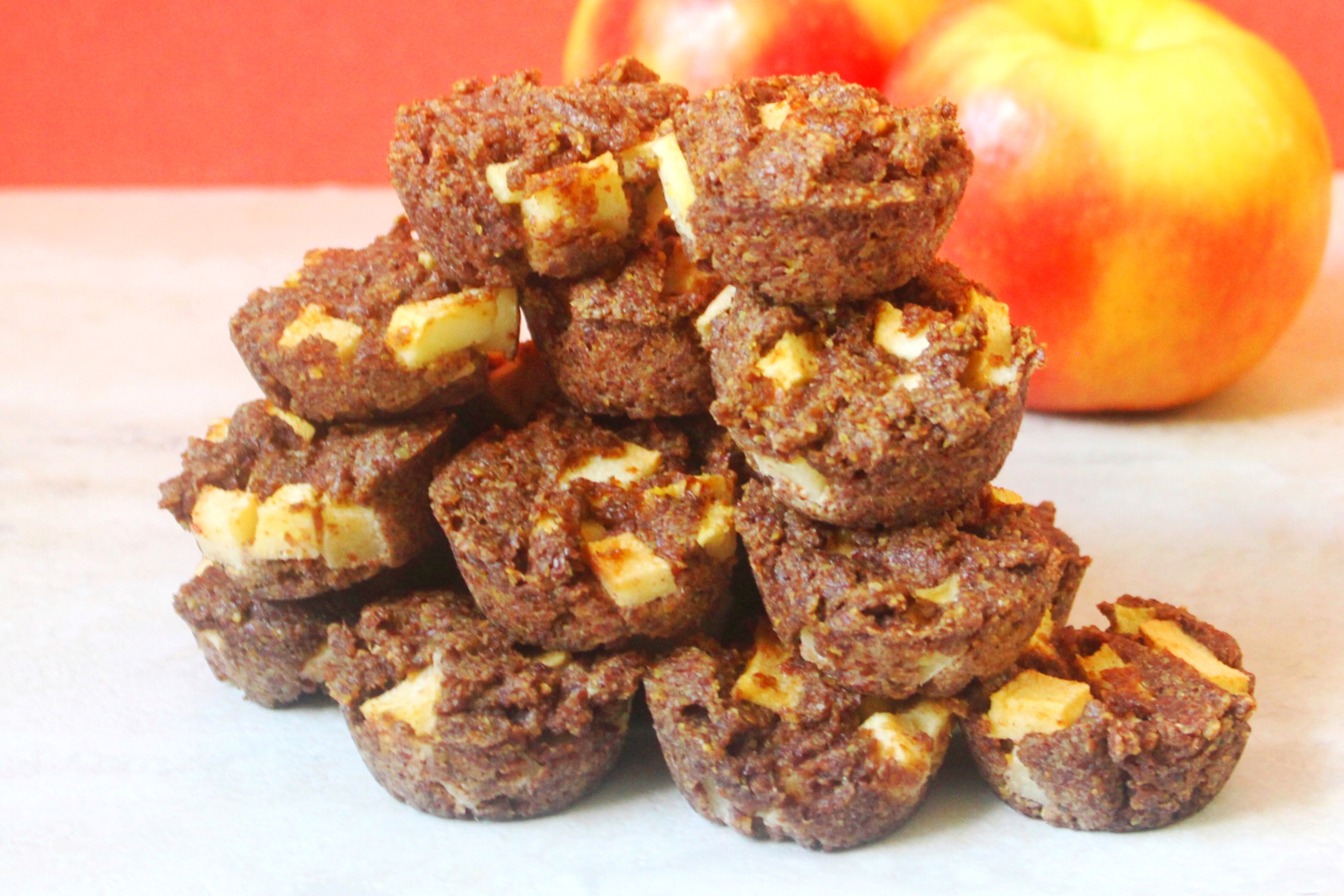 Apple-Cinnamon Flax Mini-Muffins- The Peachee Pear